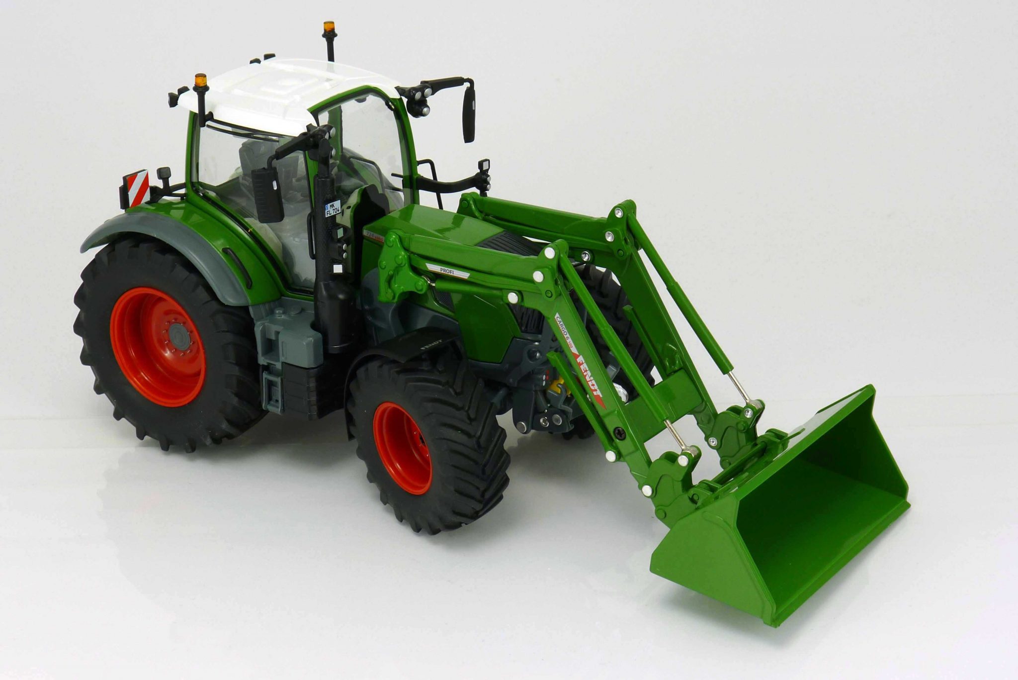 News 1:32 Wiking Fendt 724 Vario Gen7 mit Frontlader 6.100 – caramini ...