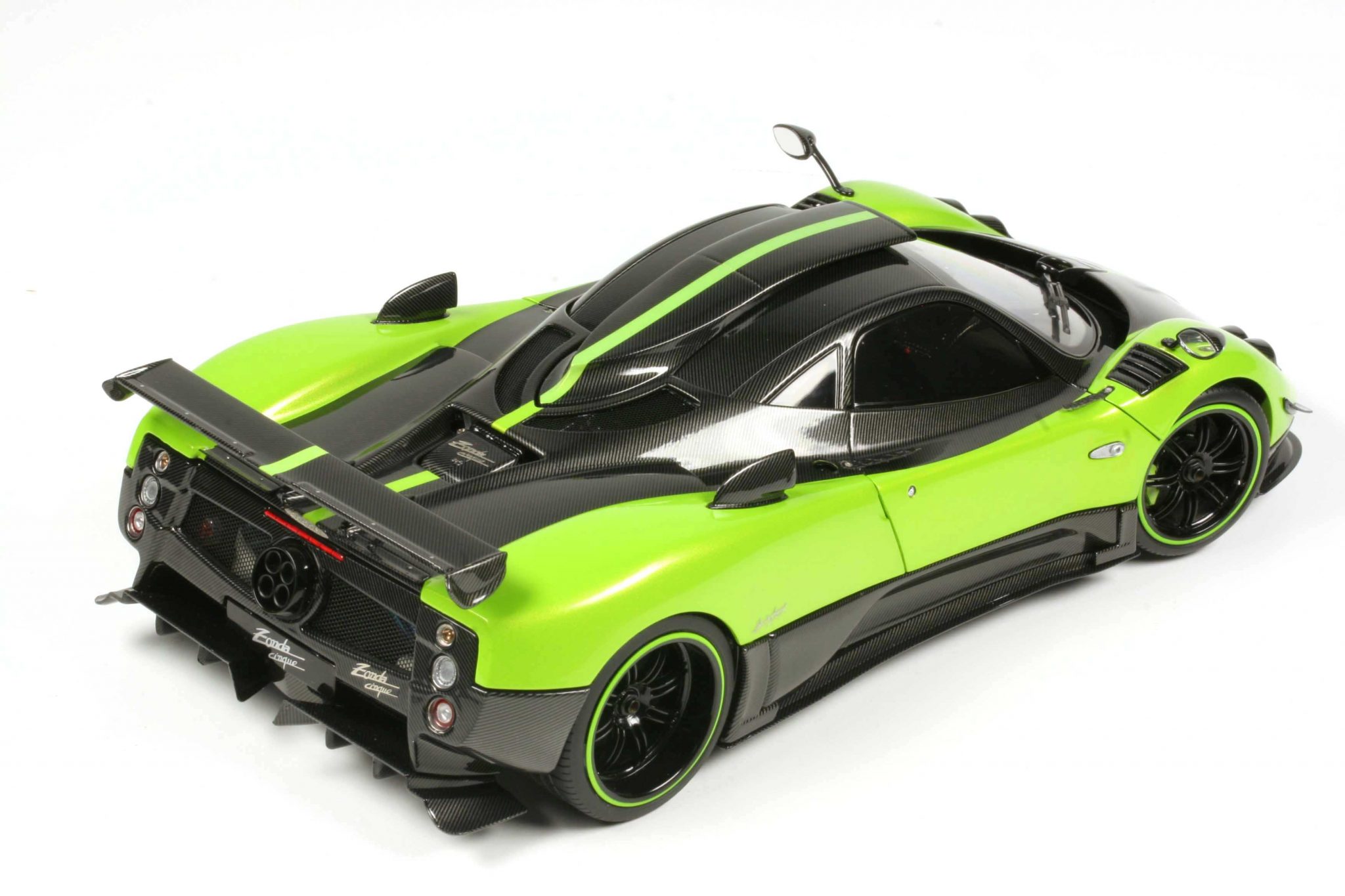 News 1:18 Almost Real Pagani Zonda Cinque Coupé 2009 – caramini-online.de