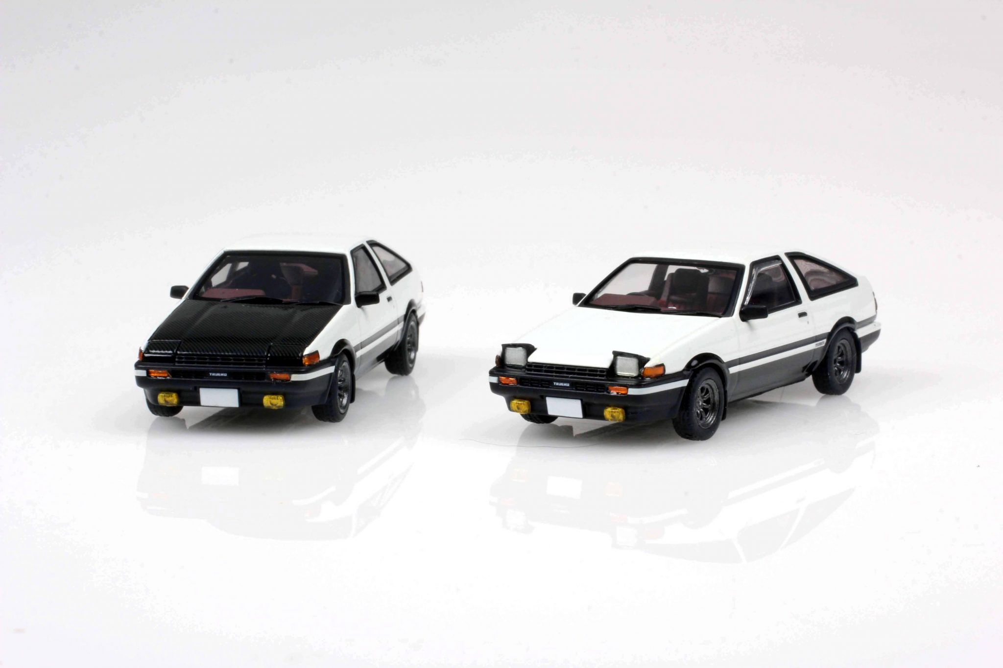 News 1:64 AUTOart Toyota Sprinter (AE86) Trueno GT „Initial D“ 1983 ...