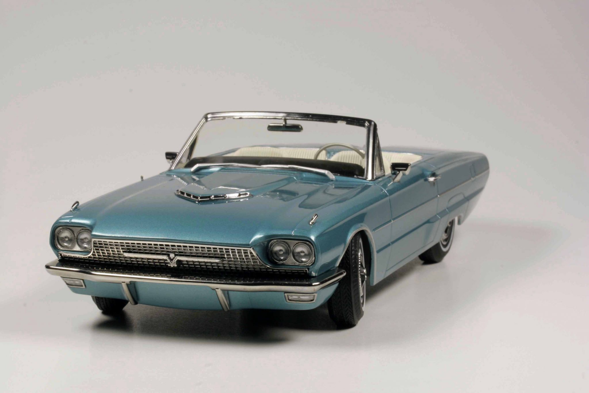 News 1:18 KK-Scale Ford Thunderbird 1966 – caramini-online.de